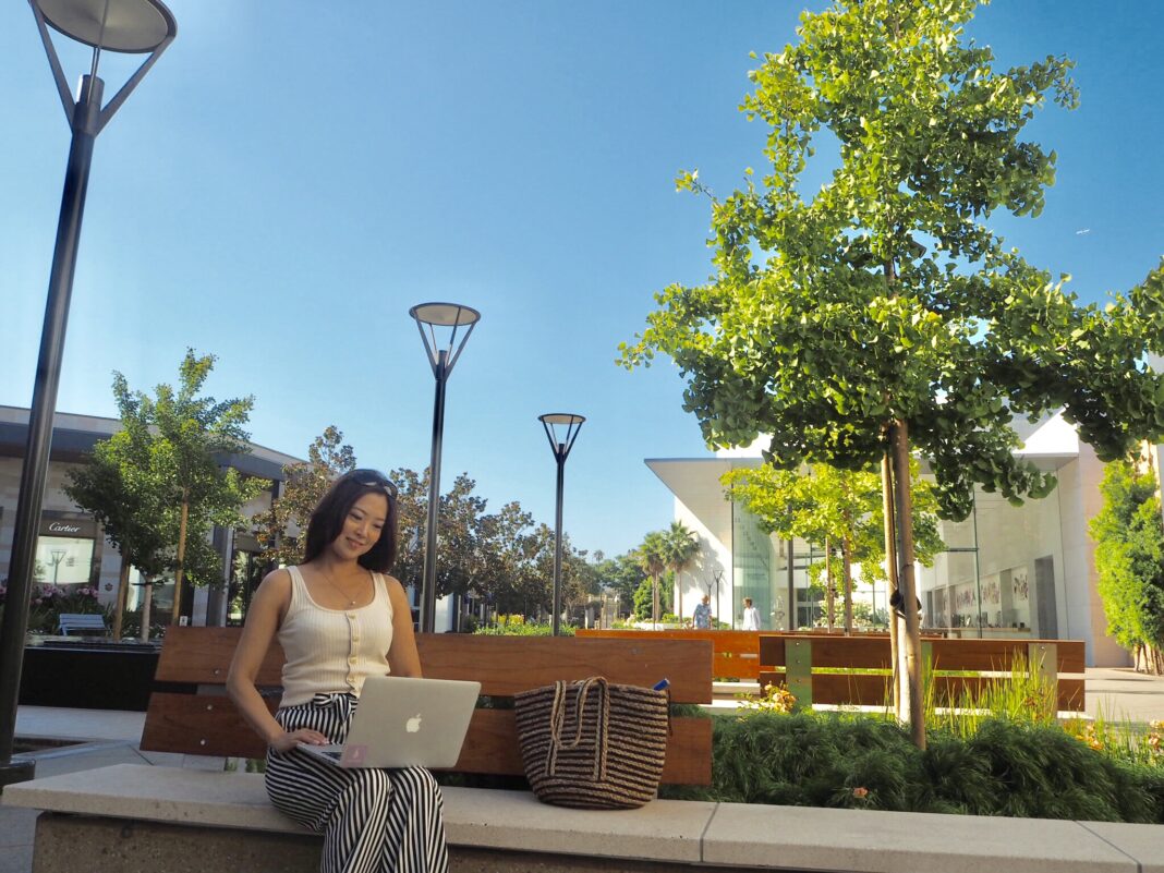 【English 10年後のための教育・テクノロジー・リーダーのあり方とは？】ゲスト：JAVAで世界を変えた女性MS KIM POLESEさん ...